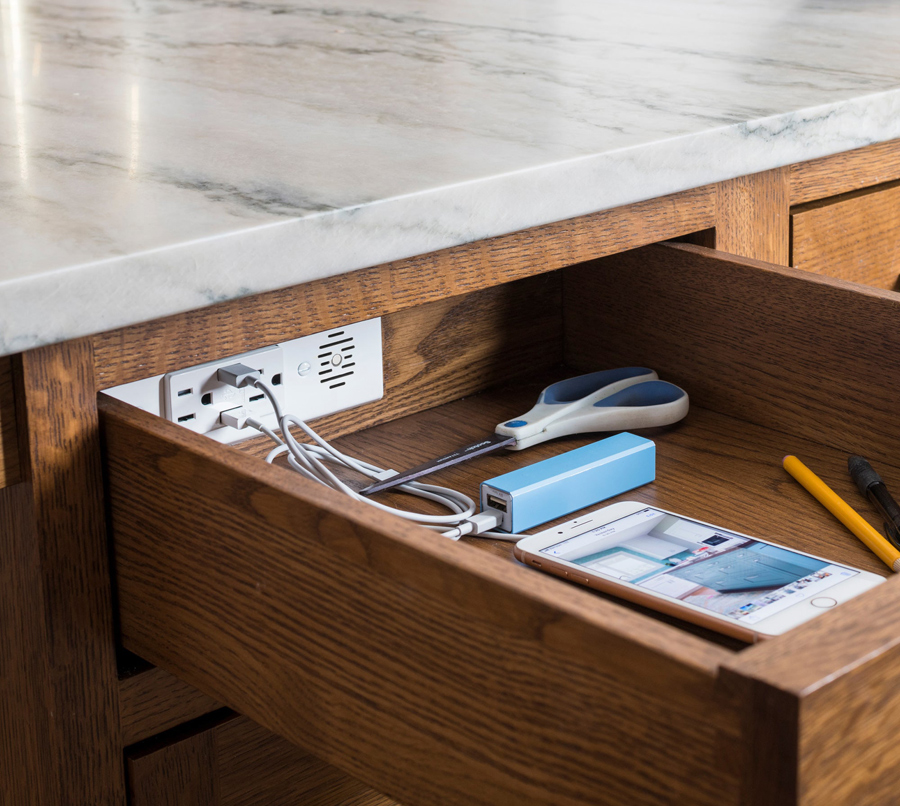 Docking Drawer 1514-110 15 Amp Blade In Drawer Outlet